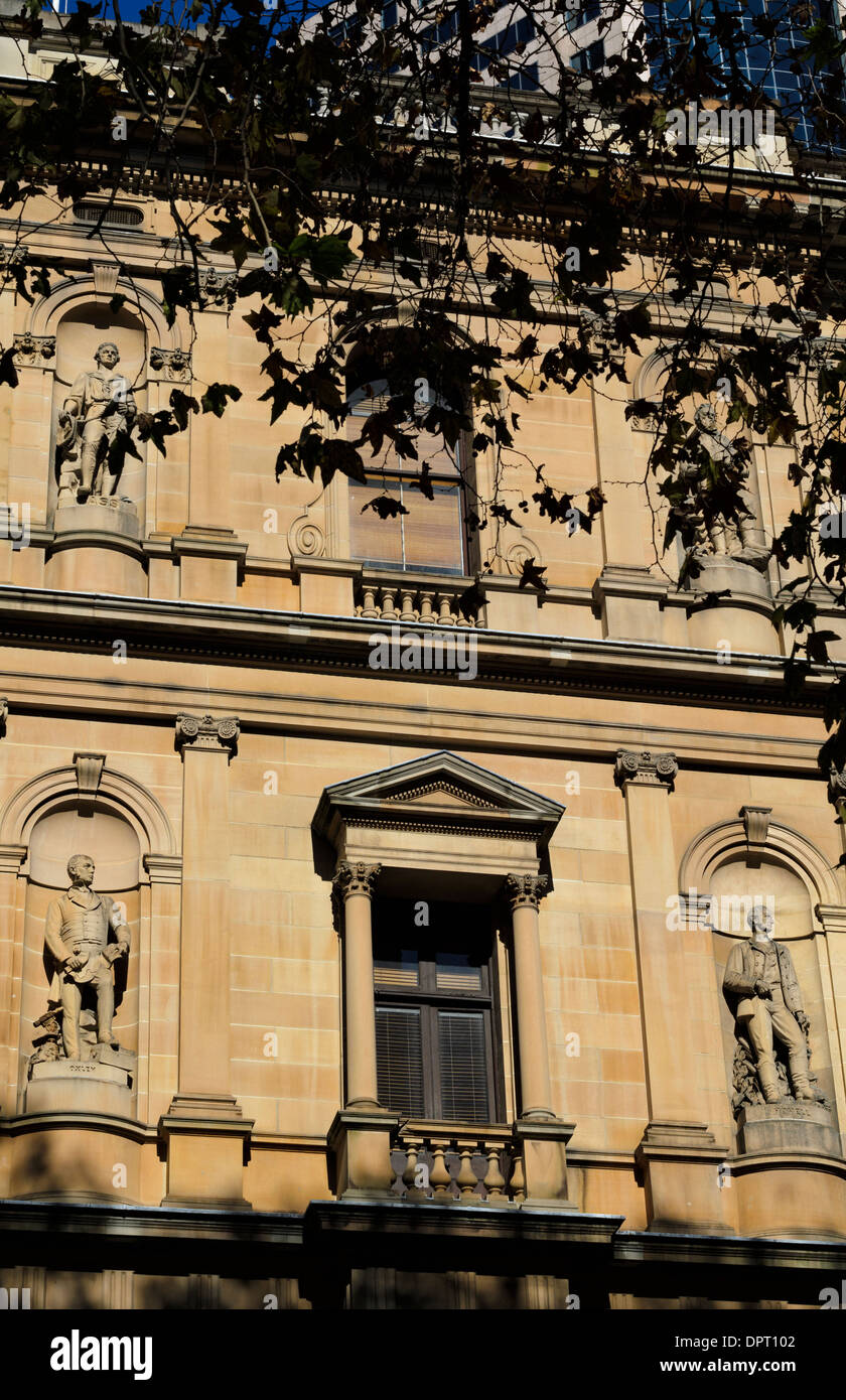 Victorian stonework hi-res stock photography and images - Alamy