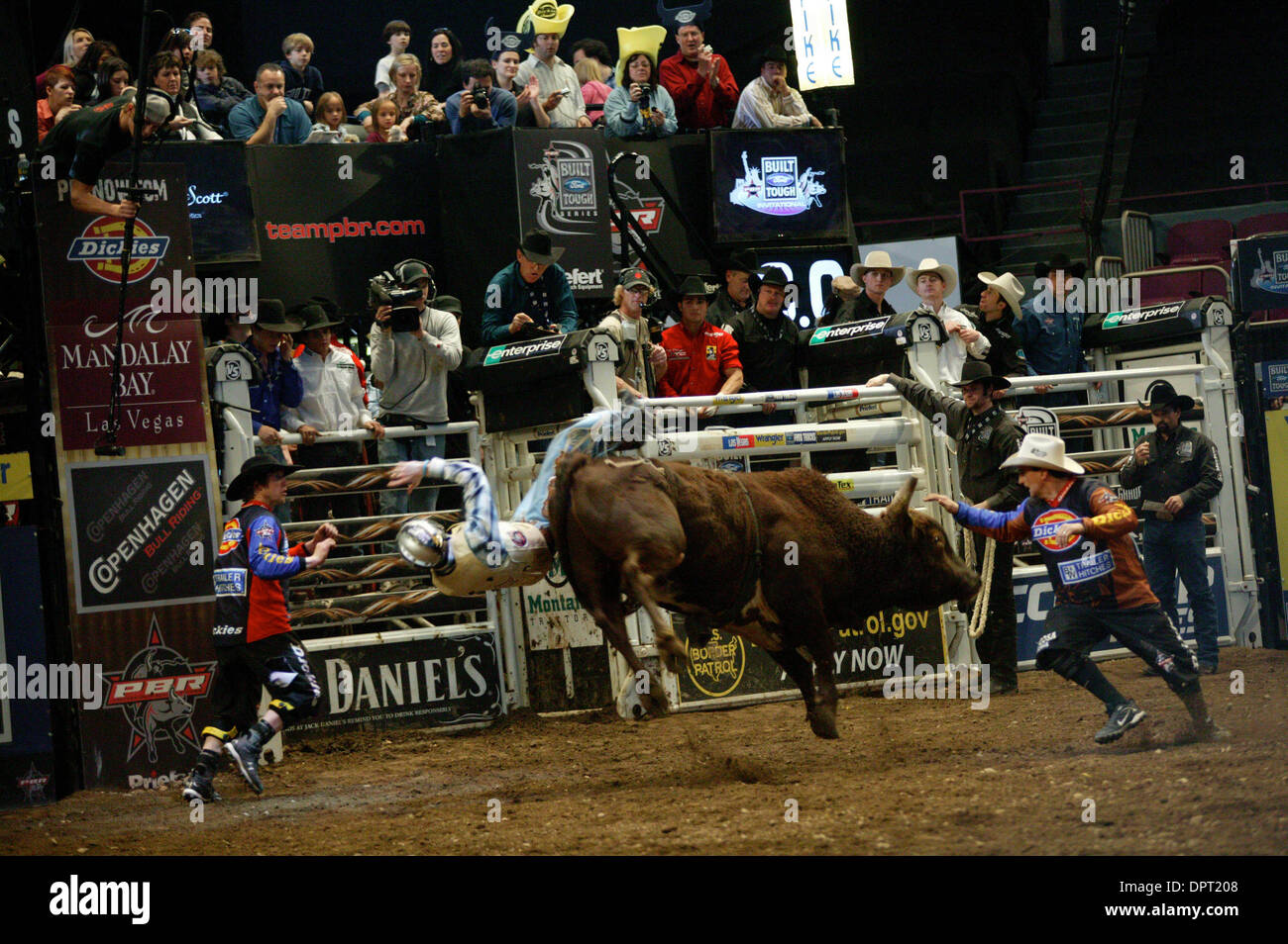 K60798BCO .Professional Bull Riders come to Madison Square Garden New ...