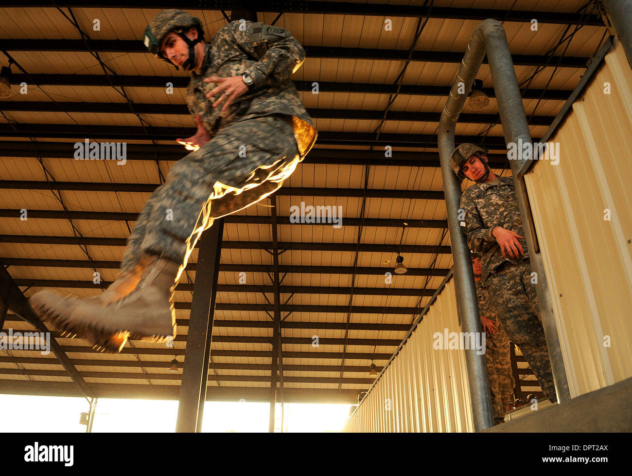 Jan. 29, 2009 - Fort Bragg, North Carolina, U.S. - Paratroopers, from ...