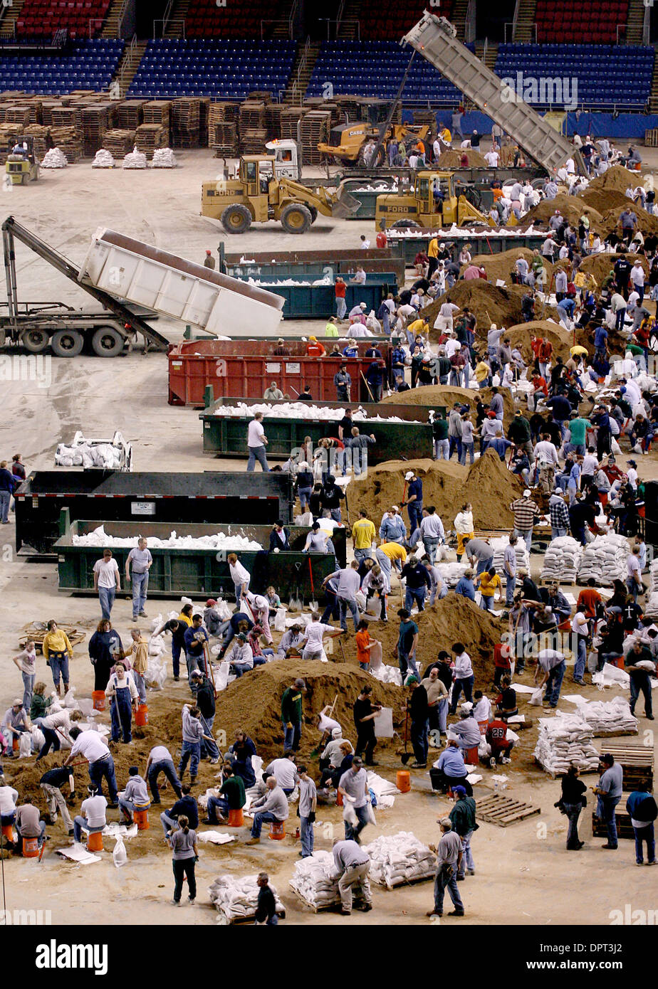 Fargodome hi-res stock photography and images - Alamy