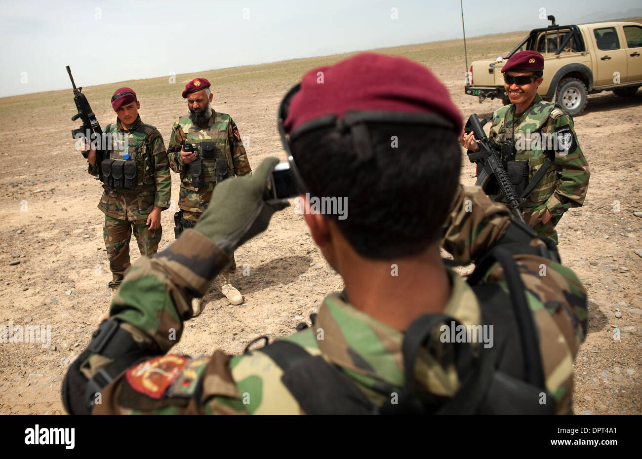 Commandos afghan villagers hi-res stock photography and images - Alamy