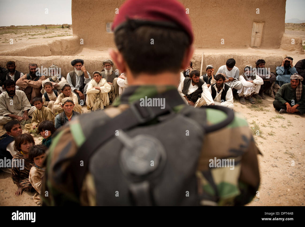 Commandos afghan villagers hi-res stock photography and images - Alamy