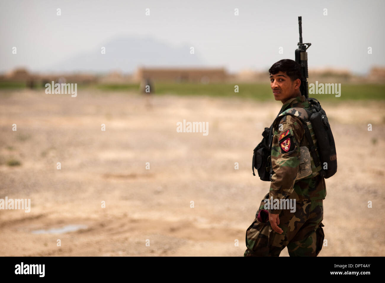 Commandos afghan villagers hi-res stock photography and images - Alamy