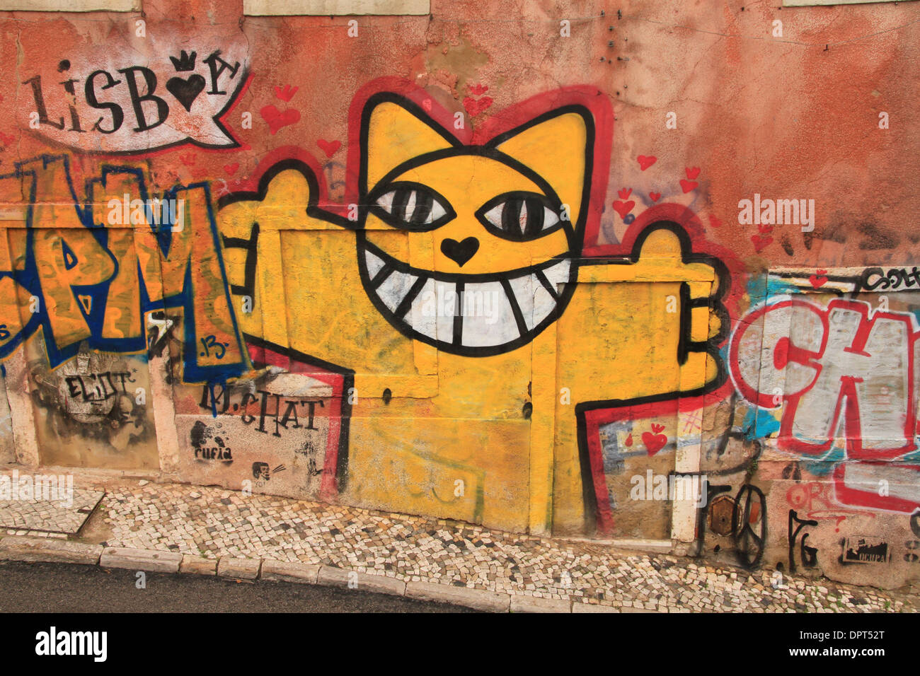 Graffiti cat hi-res stock photography and images - Alamy