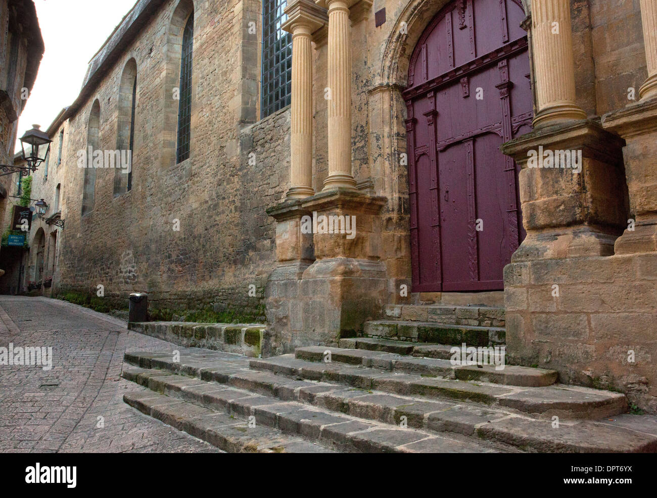 The 17th century "Chapelle des penitents blancs" in the medieval town ...