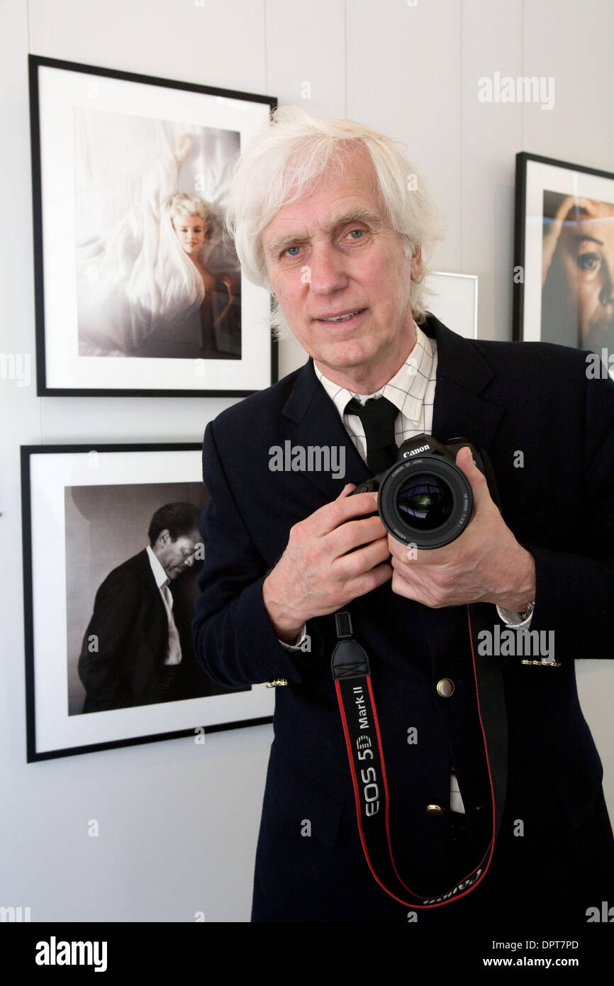 Mar 19, 2009 - Los Angeles, California, USA - Photographer DOUGLAS ...