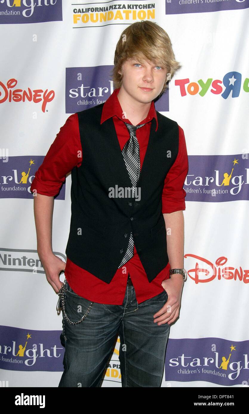 A Stellar Night 2009 at the Beverly Hilton Hotel in Beverly Hills, CA ...