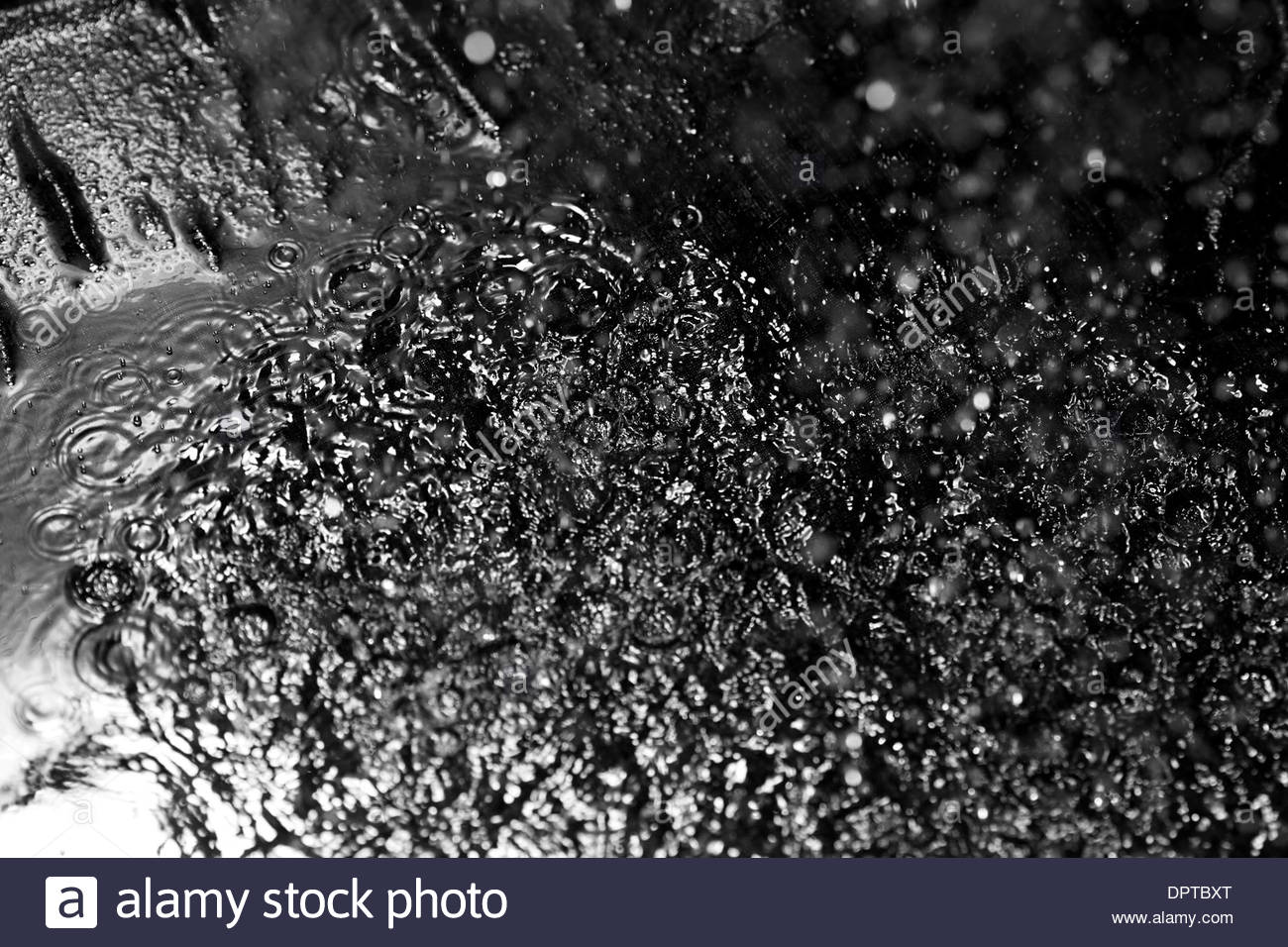Rain splatter hi-res stock photography and images - Alamy
