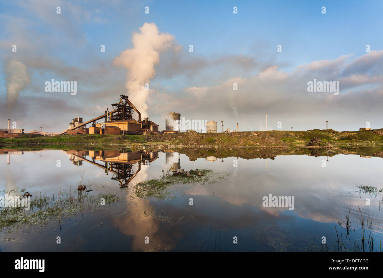 Steel redcar hi-res stock photography and images - Alamy
