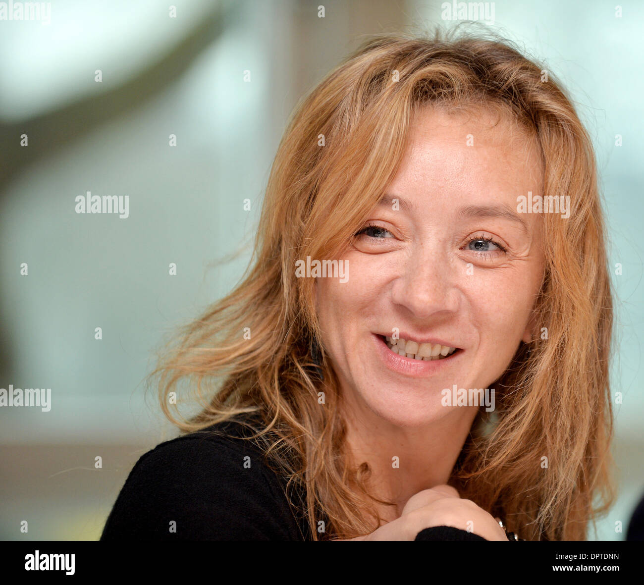 Sylvie testud hi-res stock photography and images - Alamy