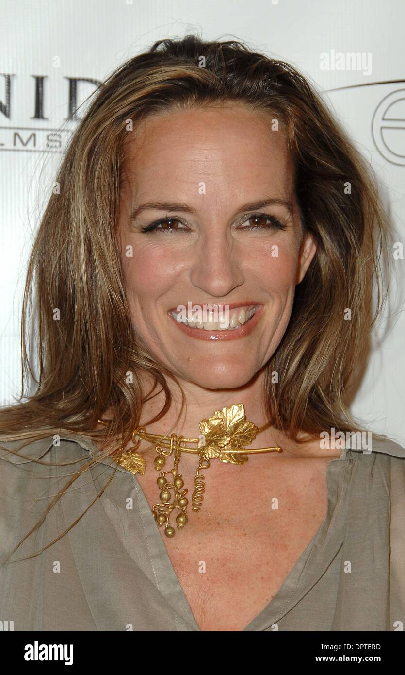 Sarah essex hi-res stock photography and images - Alamy