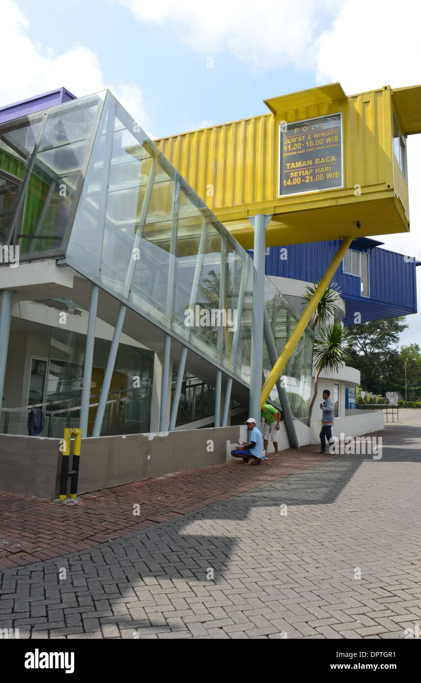 3 different containers hi-res stock photography and images - Alamy