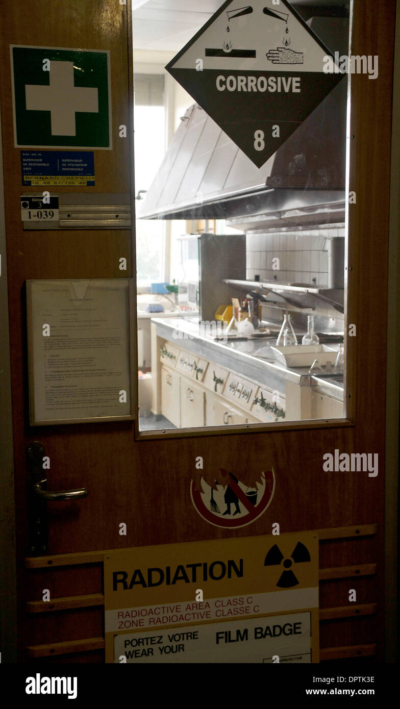 High energy particle collisions hi-res stock photography and images - Alamy