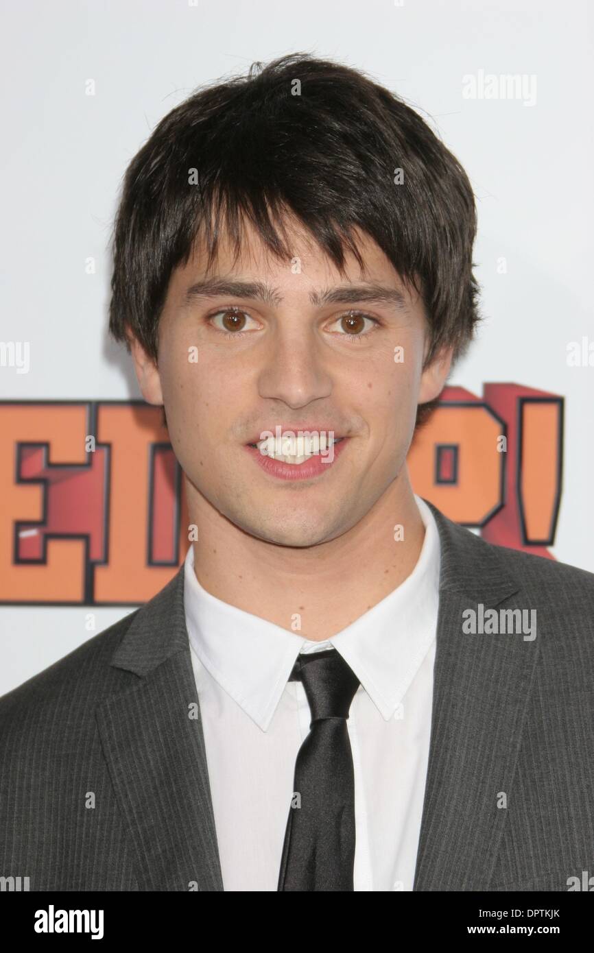 Paul nicholas actor hi-res stock photography and images - Alamy