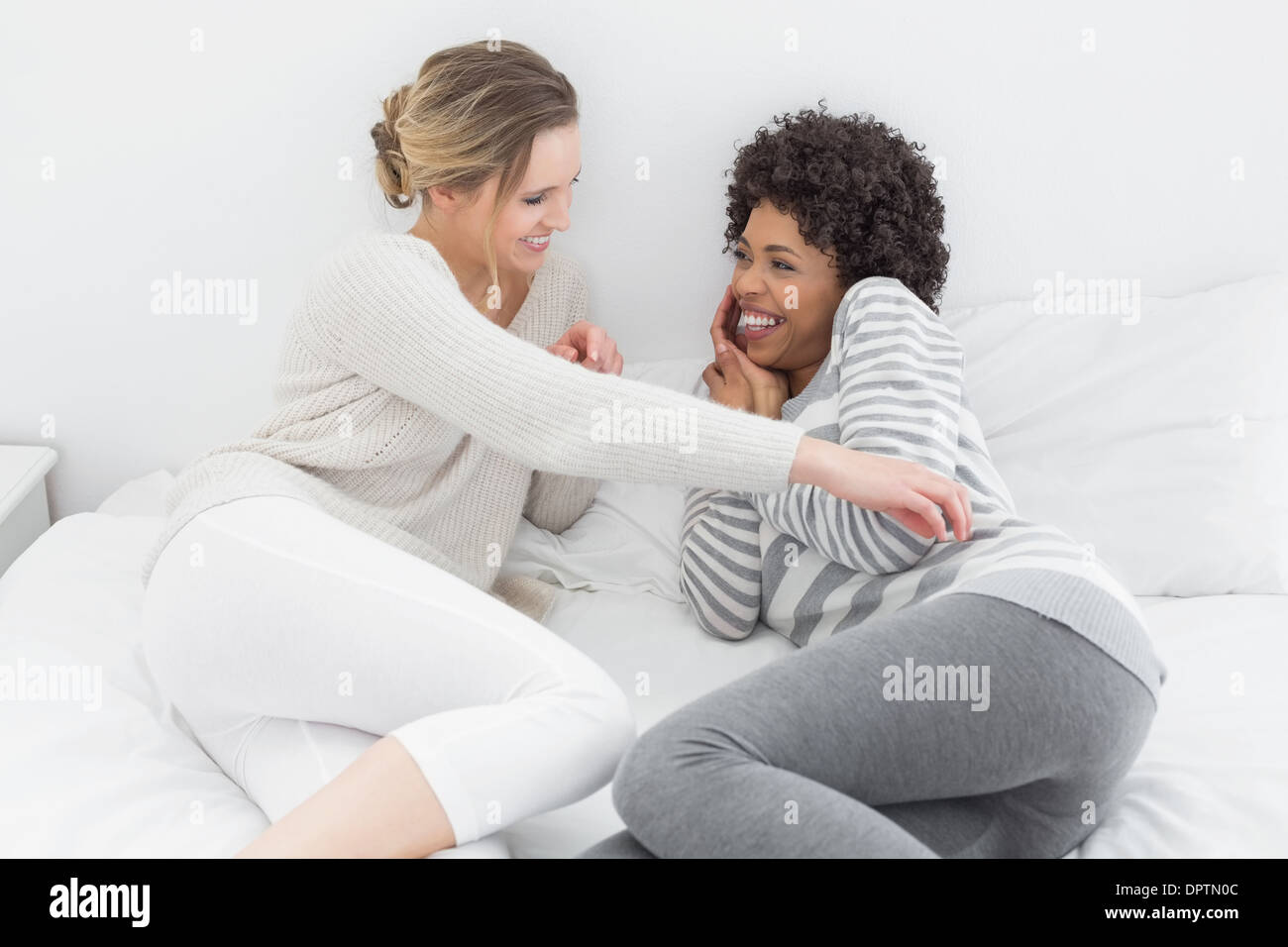 Female conversation hi-res stock photography and images - Alamy