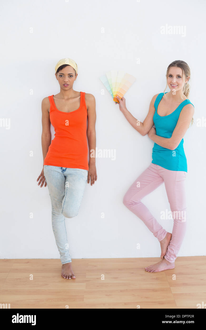Female friendship painting hi-res stock photography and images - Alamy