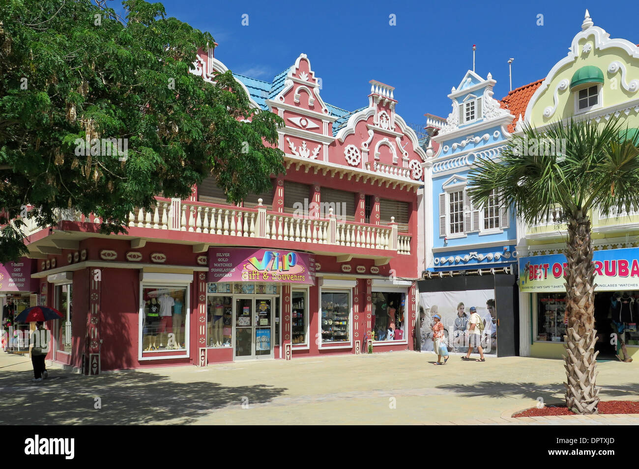 Duty free shopping in Oranjestad - Aruba's capital Stock Photo - Alamy