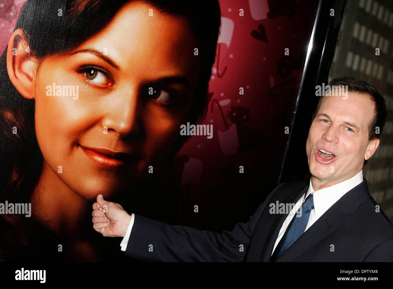 Jan 14, 2009 - Los Angeles, California, USA - Actor BILL PAXTON shows ...