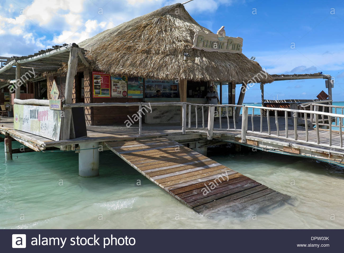 Palm pier hi-res stock photography and images - Alamy
