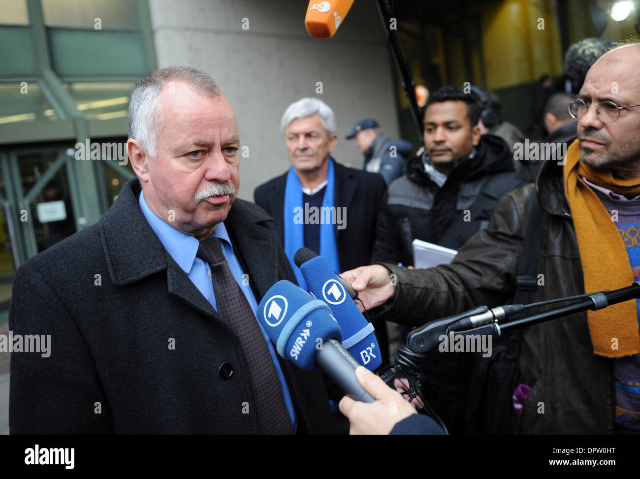 Munich, Germany. 16th Jan, 2014. Lawyer of police officer Martin A ...
