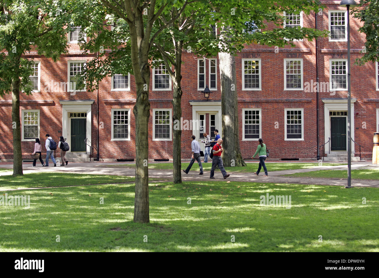 University harvard hi-res stock photography and images - Alamy