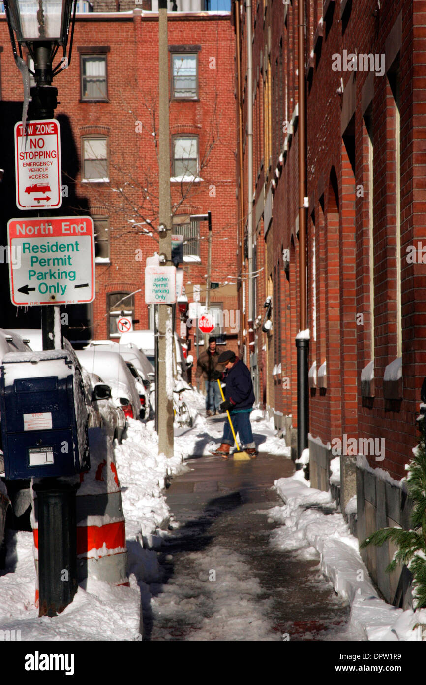 Unplowed street hi-res stock photography and images - Alamy