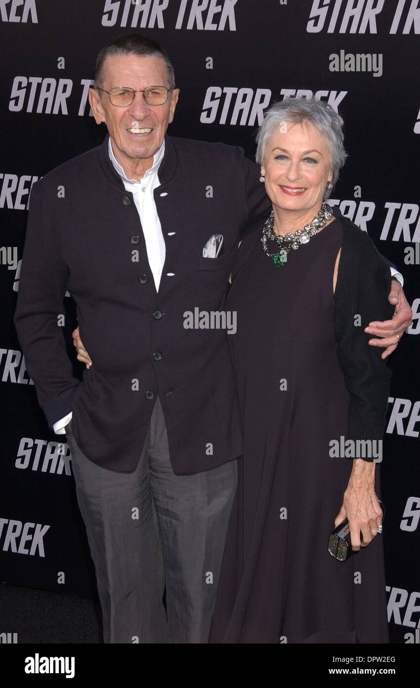 Leonard nimoy and wife susan bay hi-res stock photography and images ...