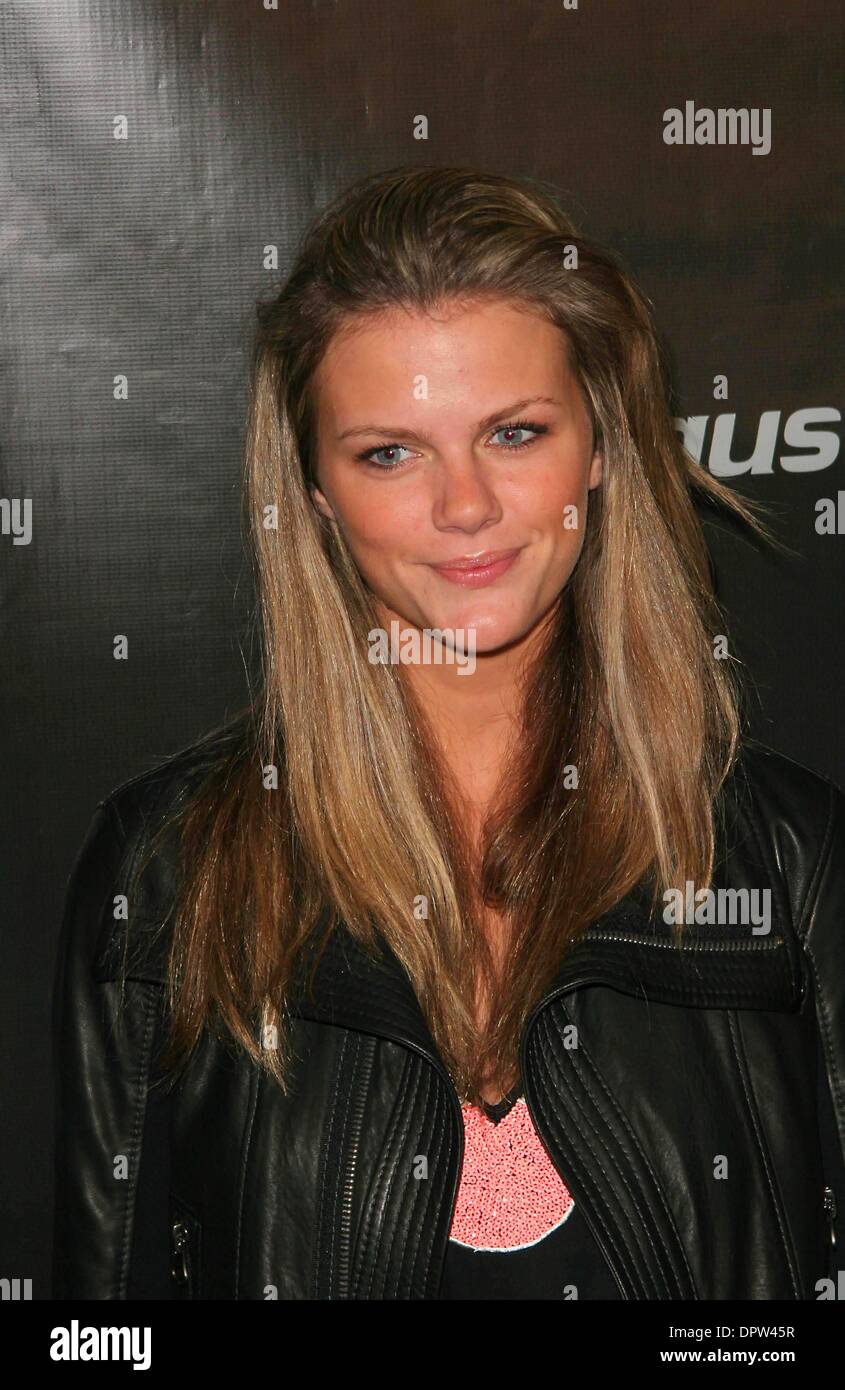 Brooklyn decker just go with it hi-res stock photography and images - Alamy