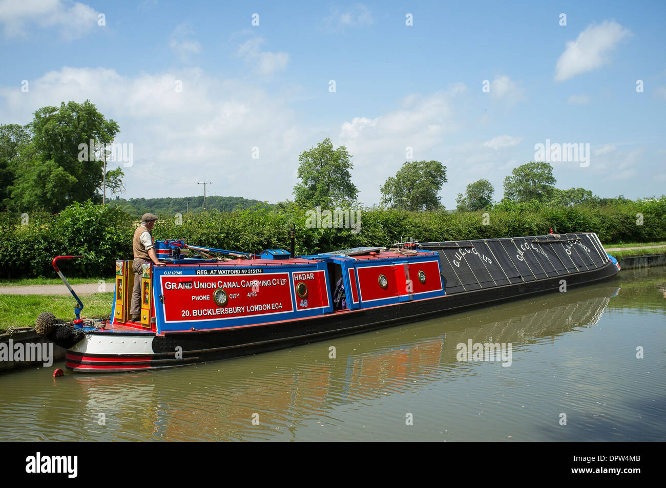 English summer waterway hi-res stock photography and images - Alamy