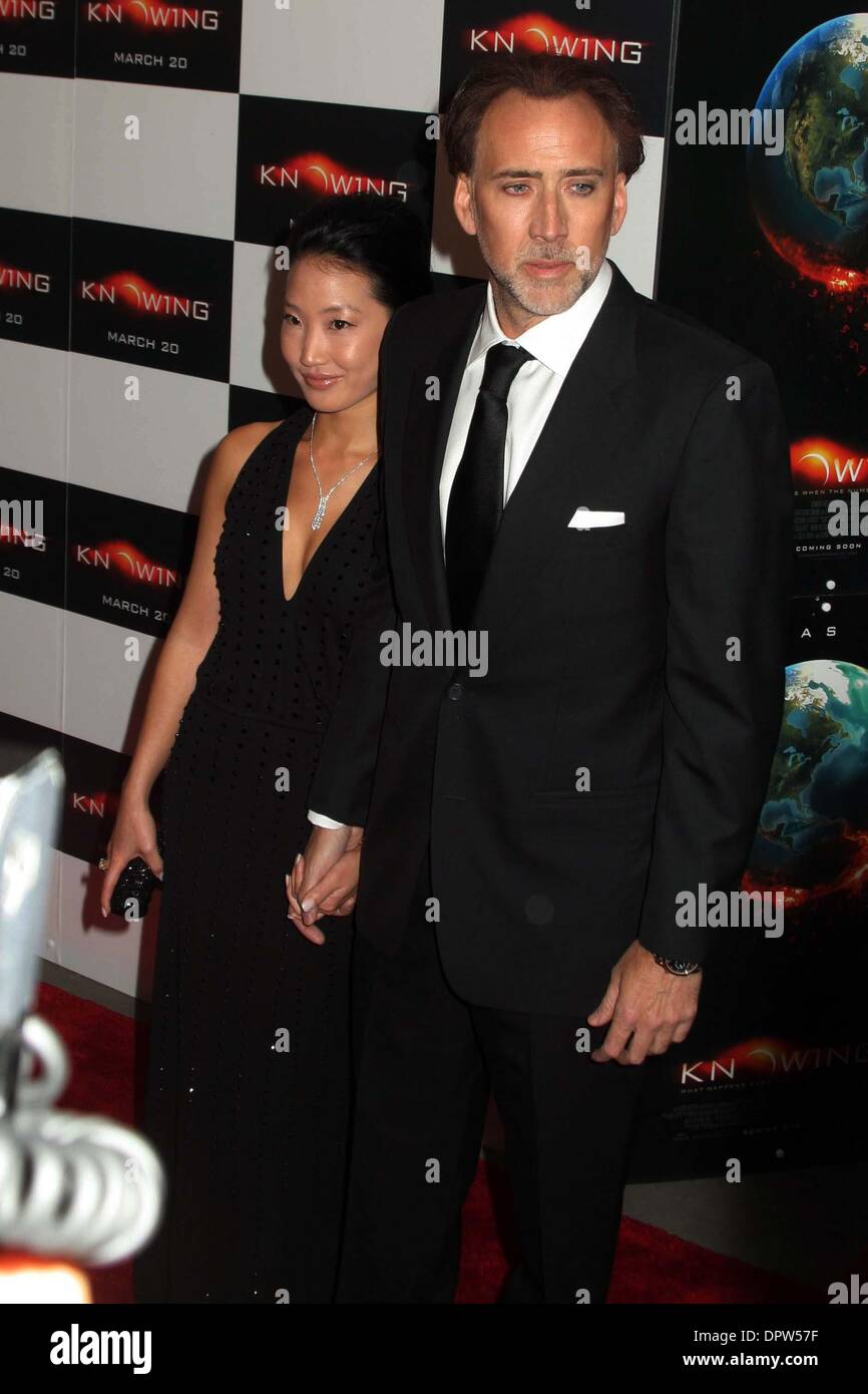 Knowing 2009 nicolas cage hi-res stock photography and images - Alamy