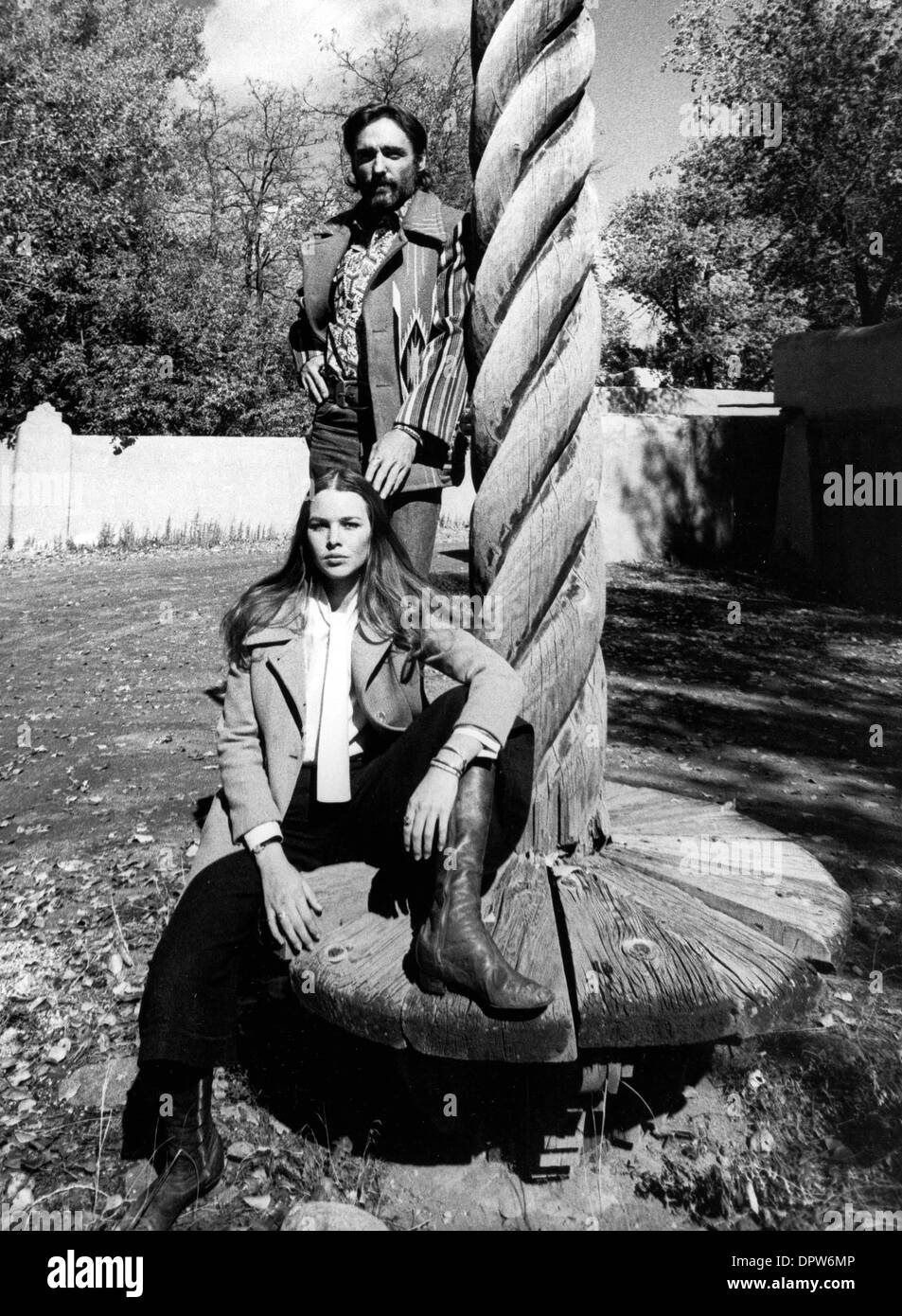 Dec. 30, 2009 - DENNIS HOPPER and MICHELLE HOPPER in Taos.(Credit Image ...