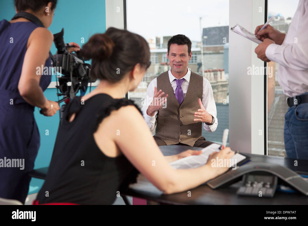 Business tv video interview Stock Photo - Alamy
