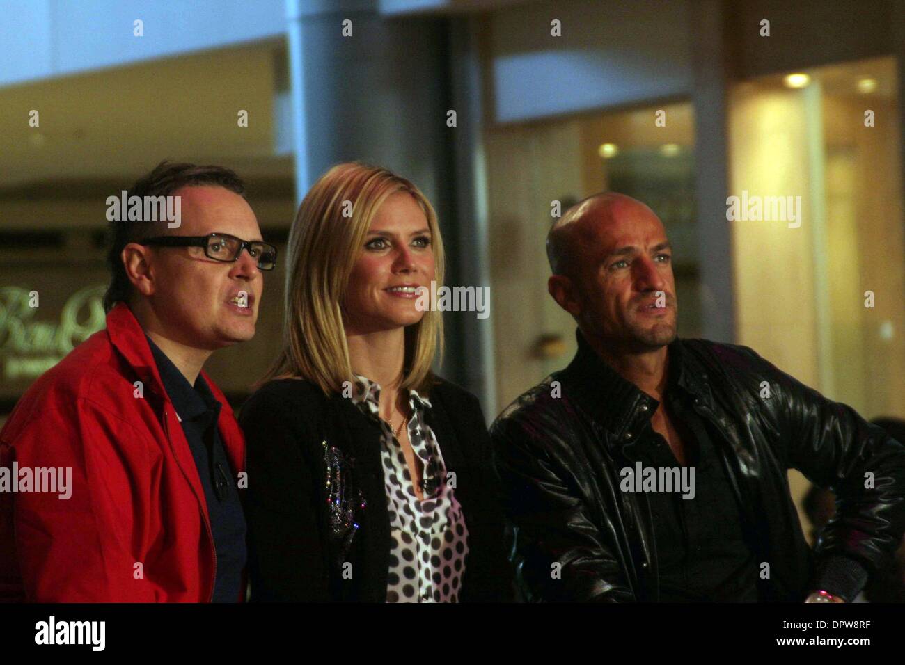 HEIDI KLUM IS ONE OF THE JUDGES AT GERMANY'S TOP MODEL T.V. SHOW TAPING ...