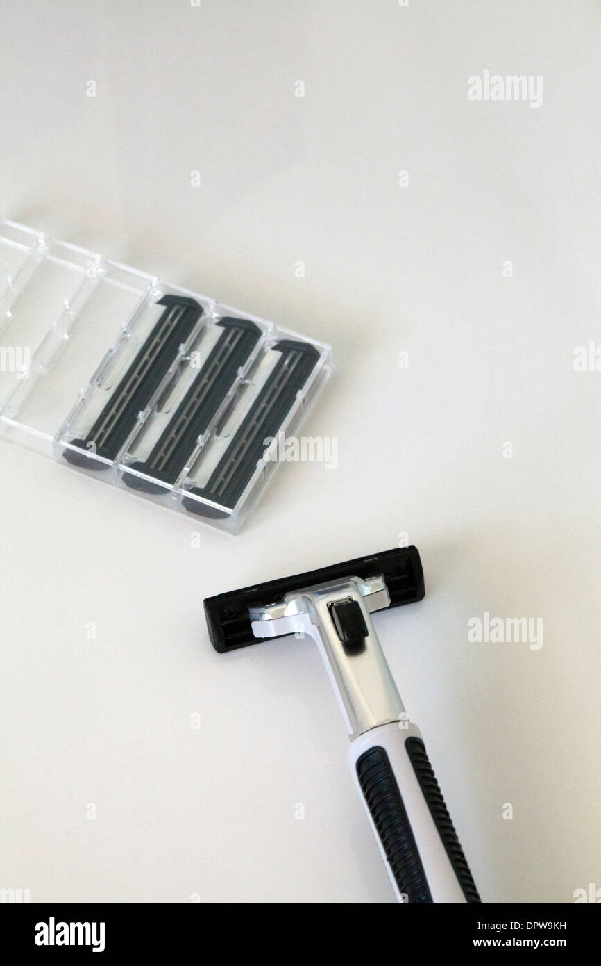 Male razor packaging hi-res stock photography and images - Alamy