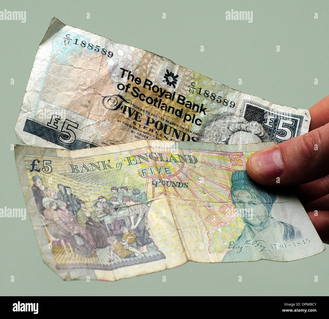 Scottish english five pound note hi-res stock photography and images ...