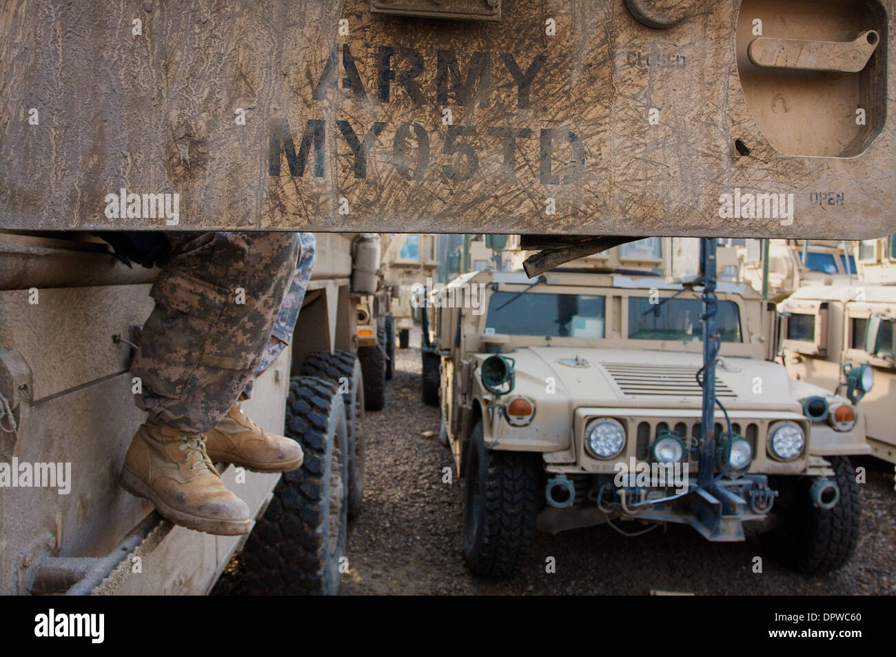 Dec 24, 2008 - Baghdad, Iraq - The feet of U.S. Army Sergeant ...