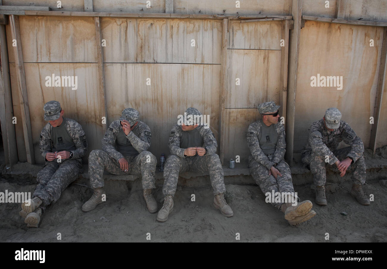 4th infantry division afghanistan hi-res stock photography and images ...