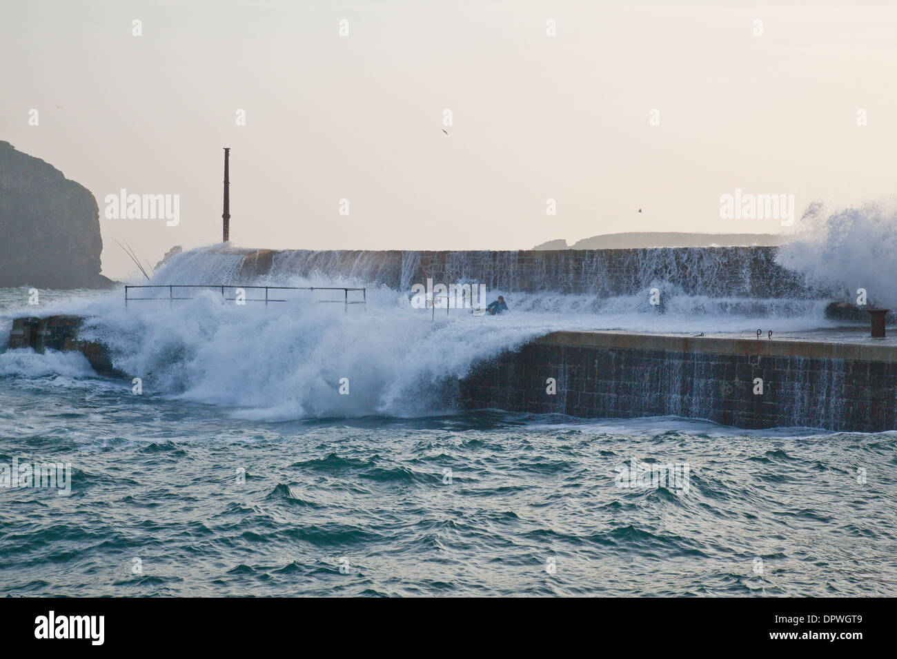 People knocked over by waves hi-res stock photography and images - Alamy