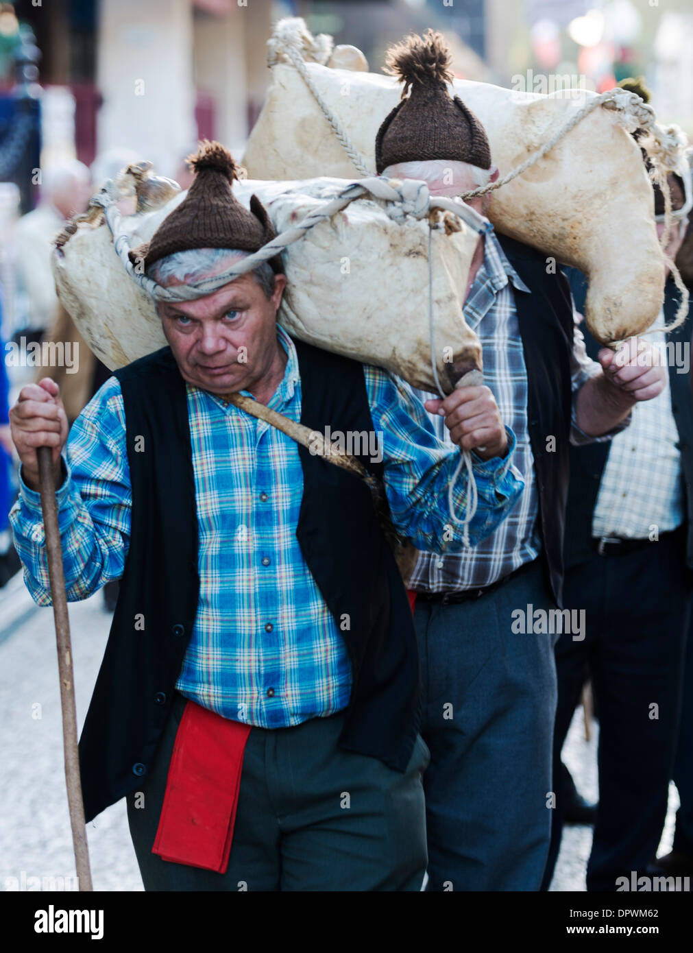 Traditional dress madeira hi-res stock photography and images - Alamy