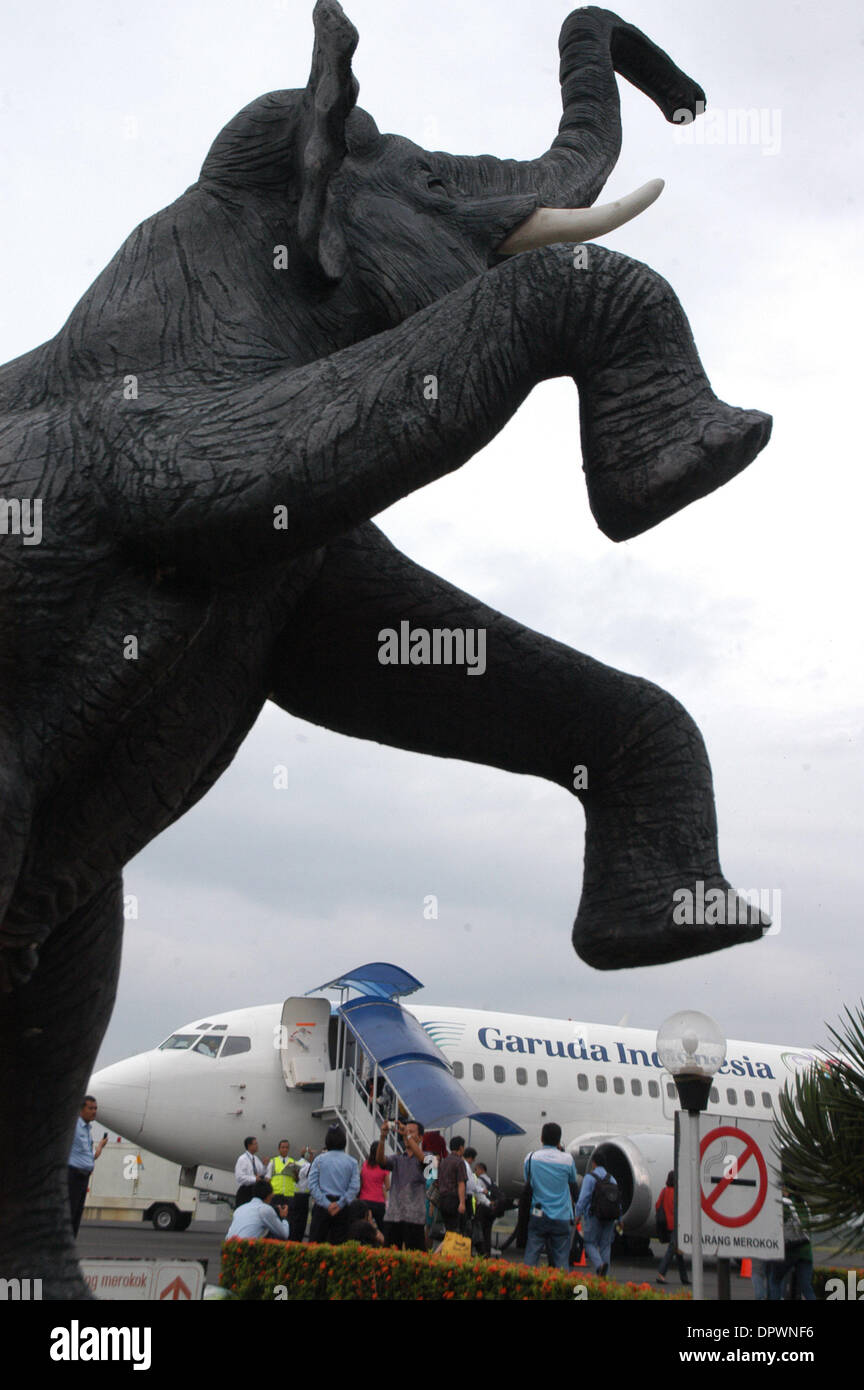 Jan 16, 2009 - Tanjung Karang , Lampung, Indonesia - Garuda Indonesia ...