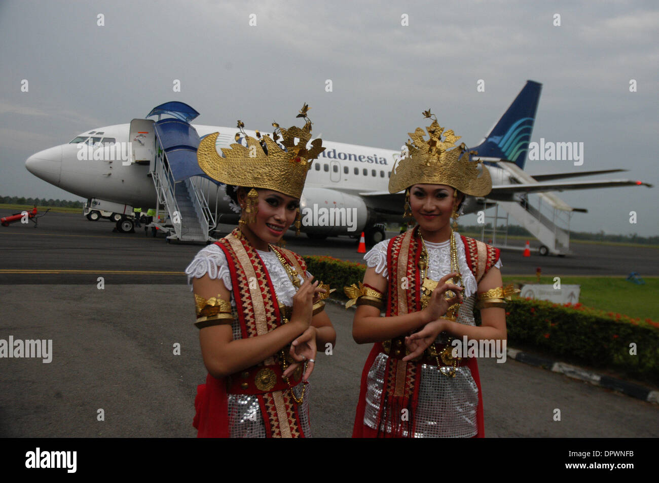 First garuda aircraft hi-res stock photography and images - Alamy