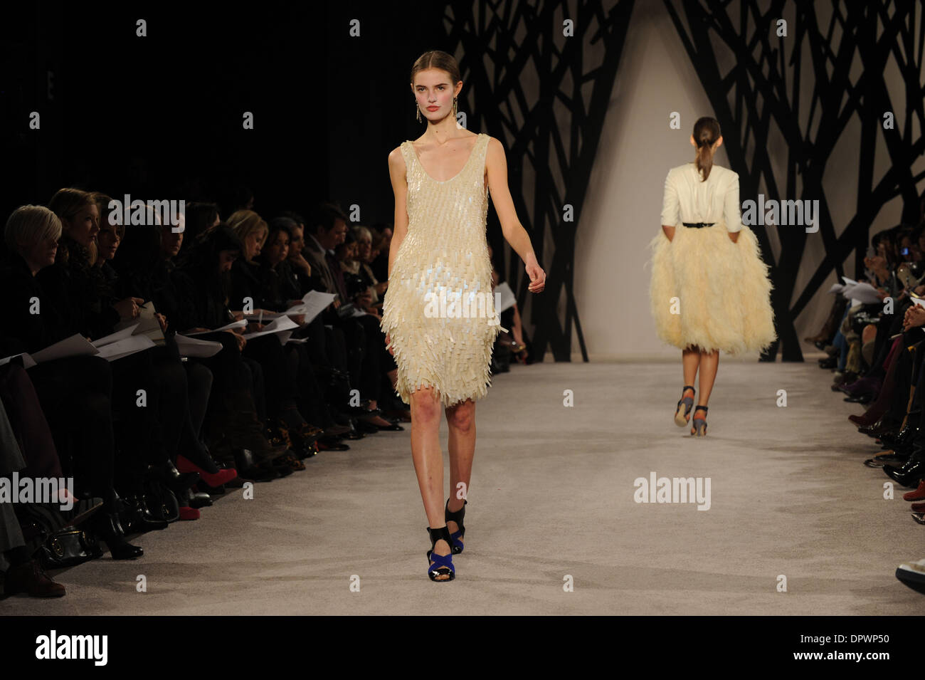 Feb 13, 2009 - New York, New York, USA - Models walk the runway in the ...
