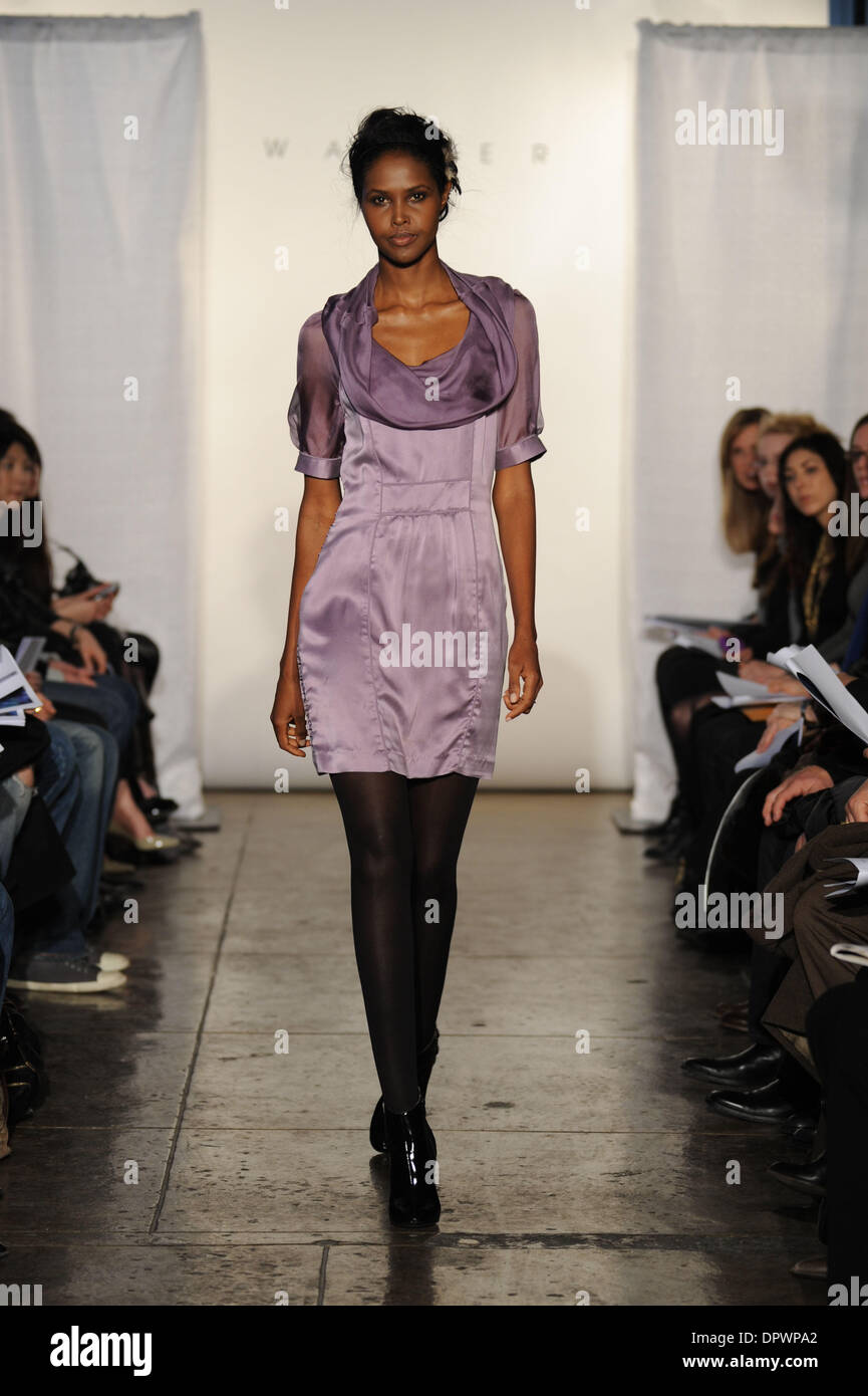 Feb 15, 2009 - New York, New York, USA - Models on the catwalk in the ...