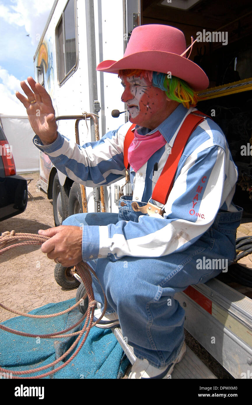 Rodeo clown costume hi-res stock photography and images - Alamy