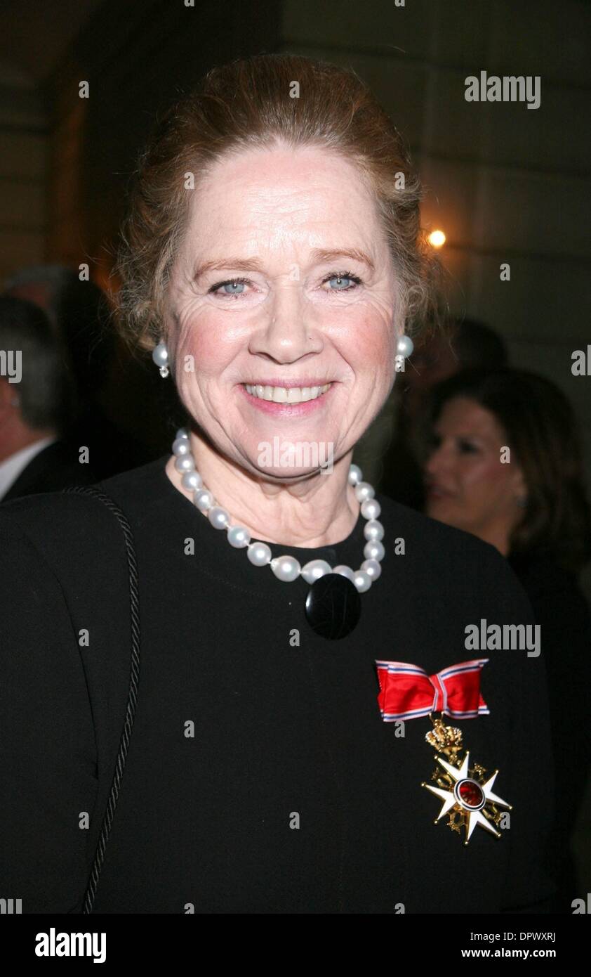 Mar 27, 2009 - New York, New York, USA - Actress LIV ULLMAN attends the ...