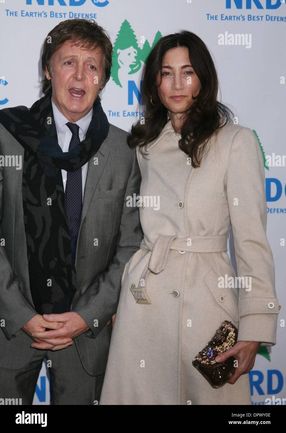 Mar 30, 2009 - New York, New York, USA - Sir PAUL MCCARTNEY and his ...