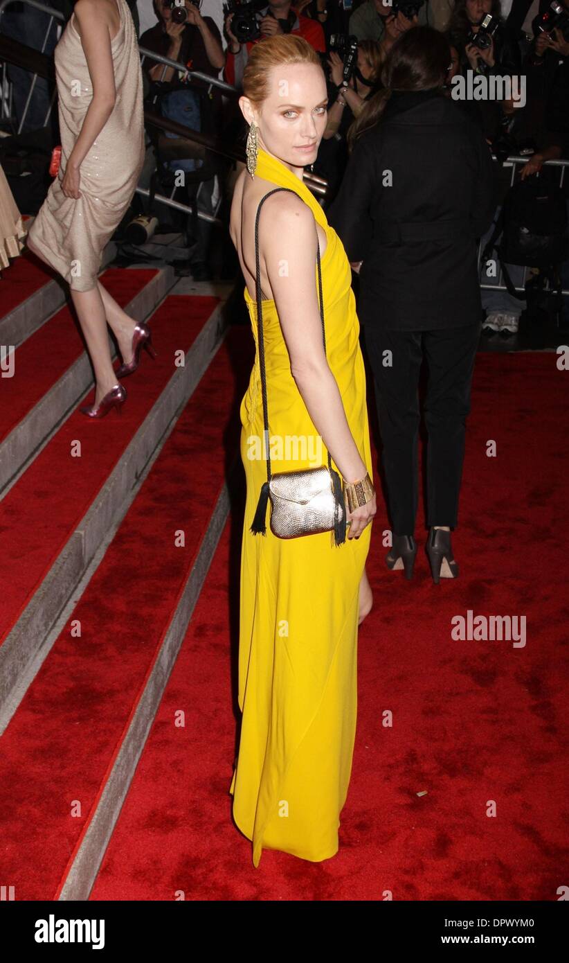 May 04, 2009 - New York, New York, USA - Model AMBER VALLETTA attends ...