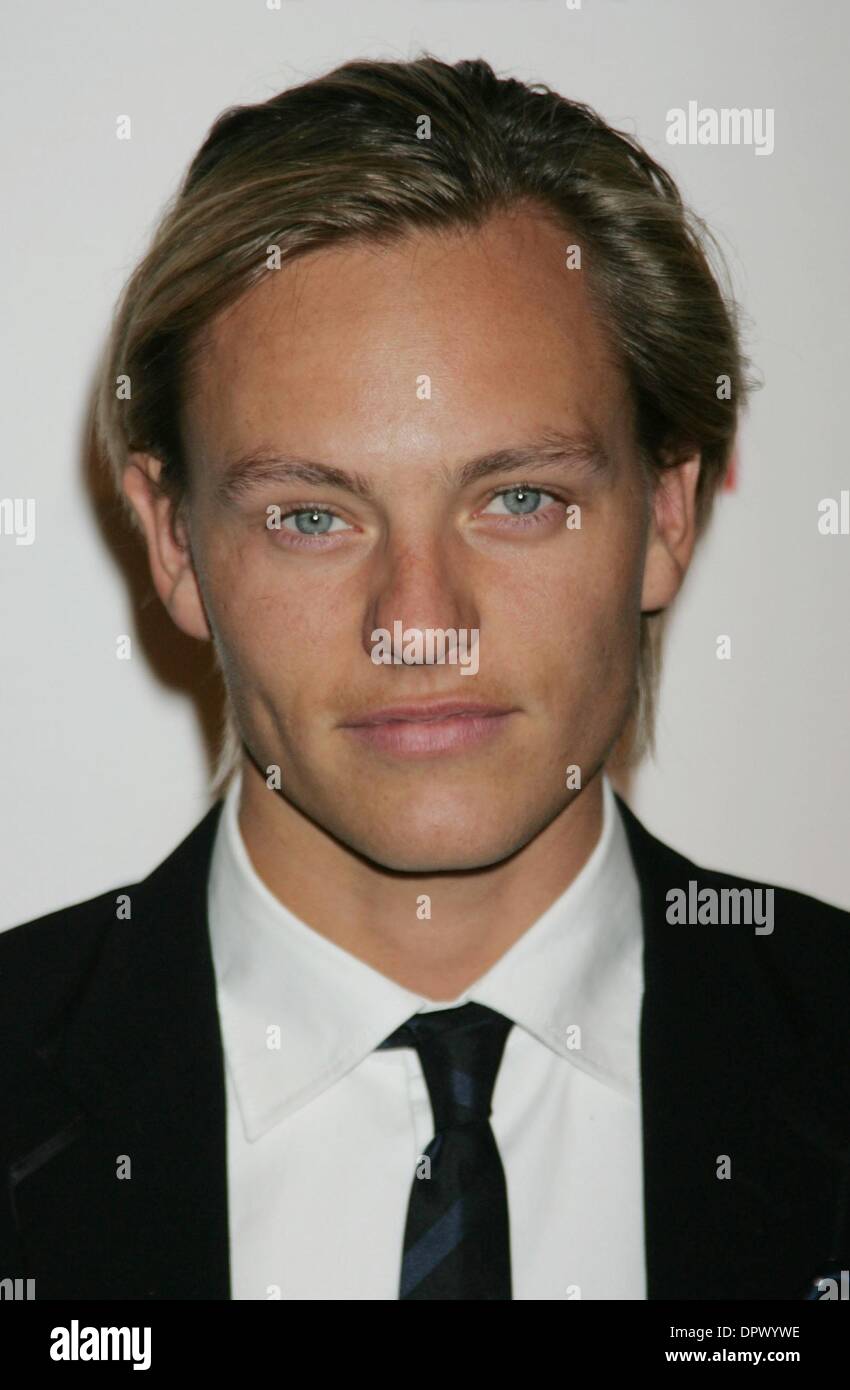 Nicolas potts hi-res stock photography and images - Alamy
