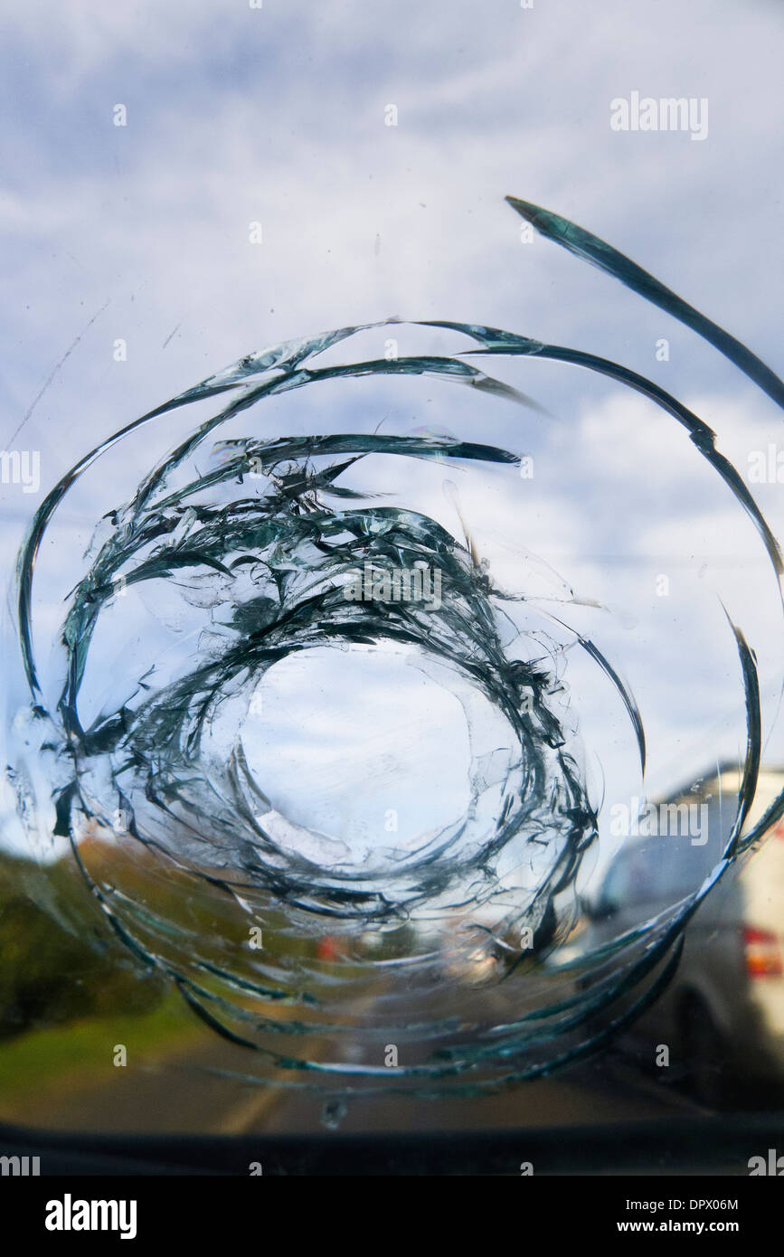 Windscreen damage hi-res stock photography and images - Alamy