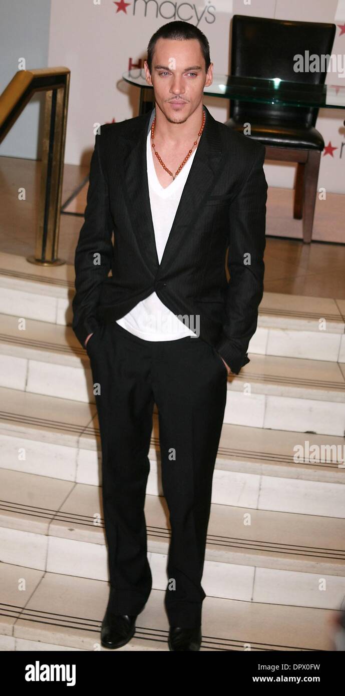 Jan 30, 2009 - New York, New York, USA - Actor JONATHAN RHYS MEYERS ...